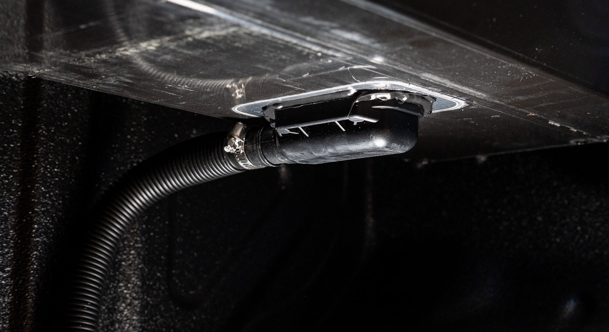 Shark 6 Electric BYD Ute Cover | BYD Shark Ute Electric Cover | Bossco ...